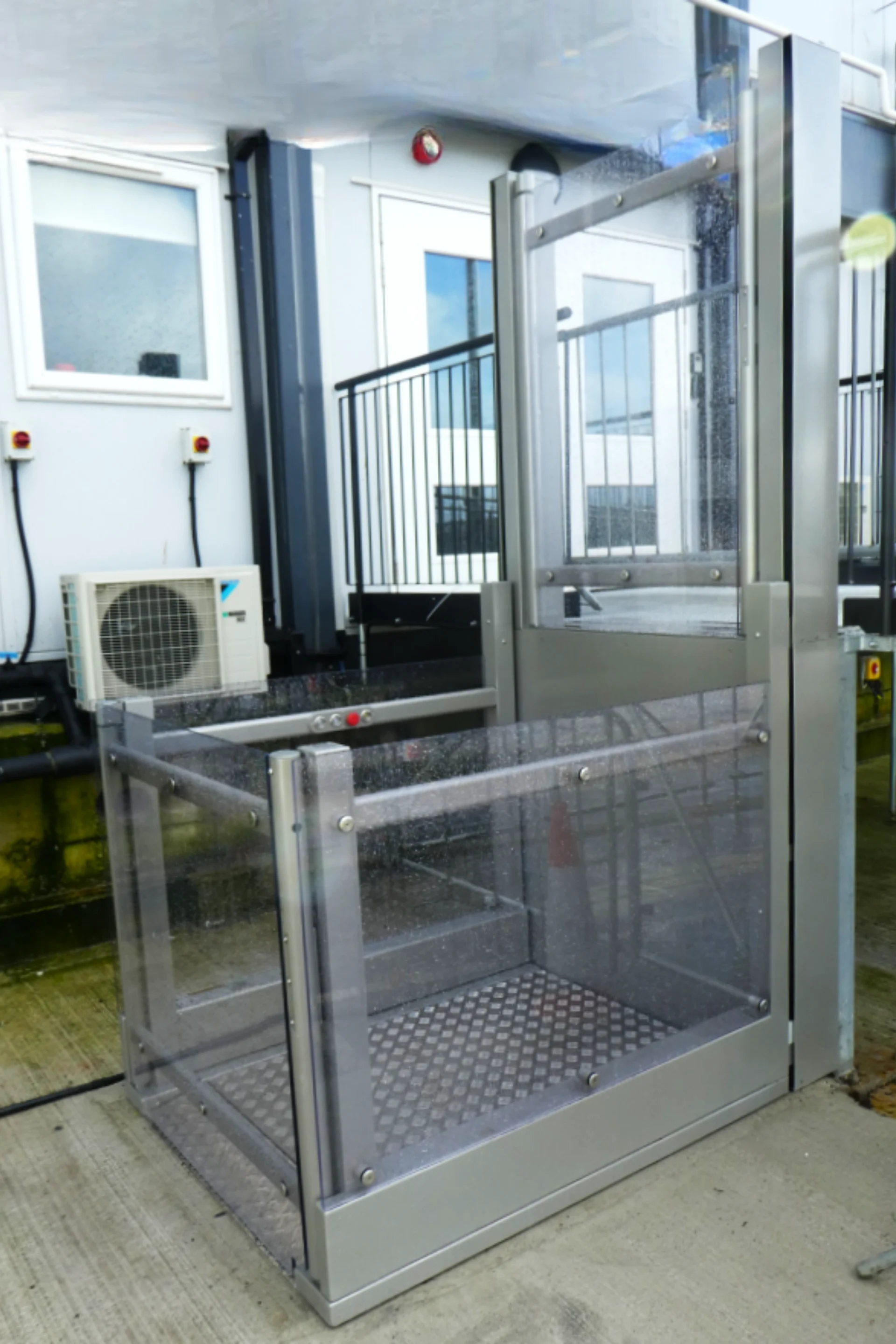 Marine Grade 2 Metre Steplift for Docklands Waterfront - Durable ...